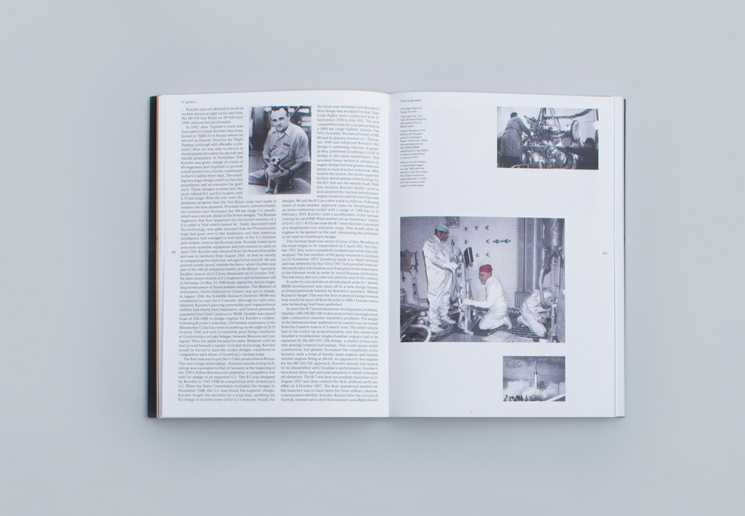 First. The humans in space - Ara Estudio